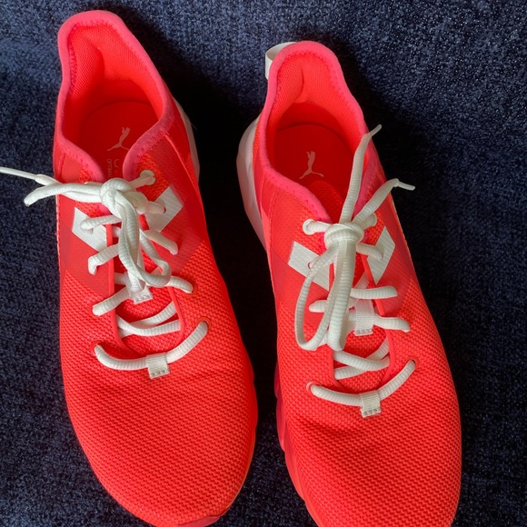 Puma | Shoes | Puma Softfoam Optimal Comfort Sneakers In Hot Pink ...